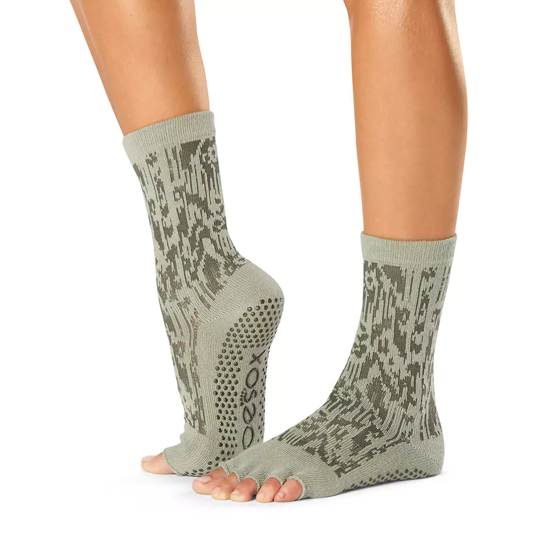 Half Toe Crew Grip Socks – ToeSox Australia